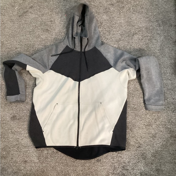 Nike | Sweaters | White Black And Dark Grey Used Nike Tech | Poshmark
